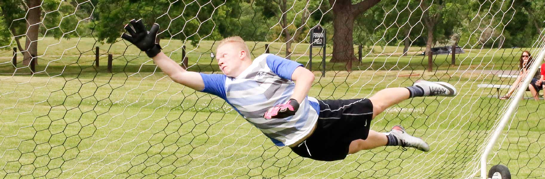 Professional goalkeeper training – Zpro Futbol method – ZPro Futbol ...